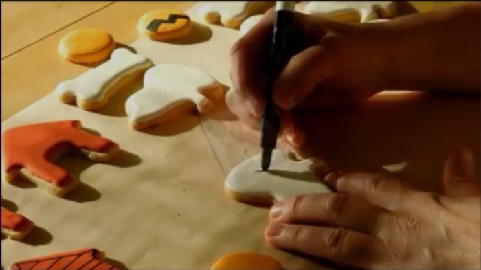 How to Use Edible Markers to Make Beautiful Snoopy Cookies? - Wuhan ...